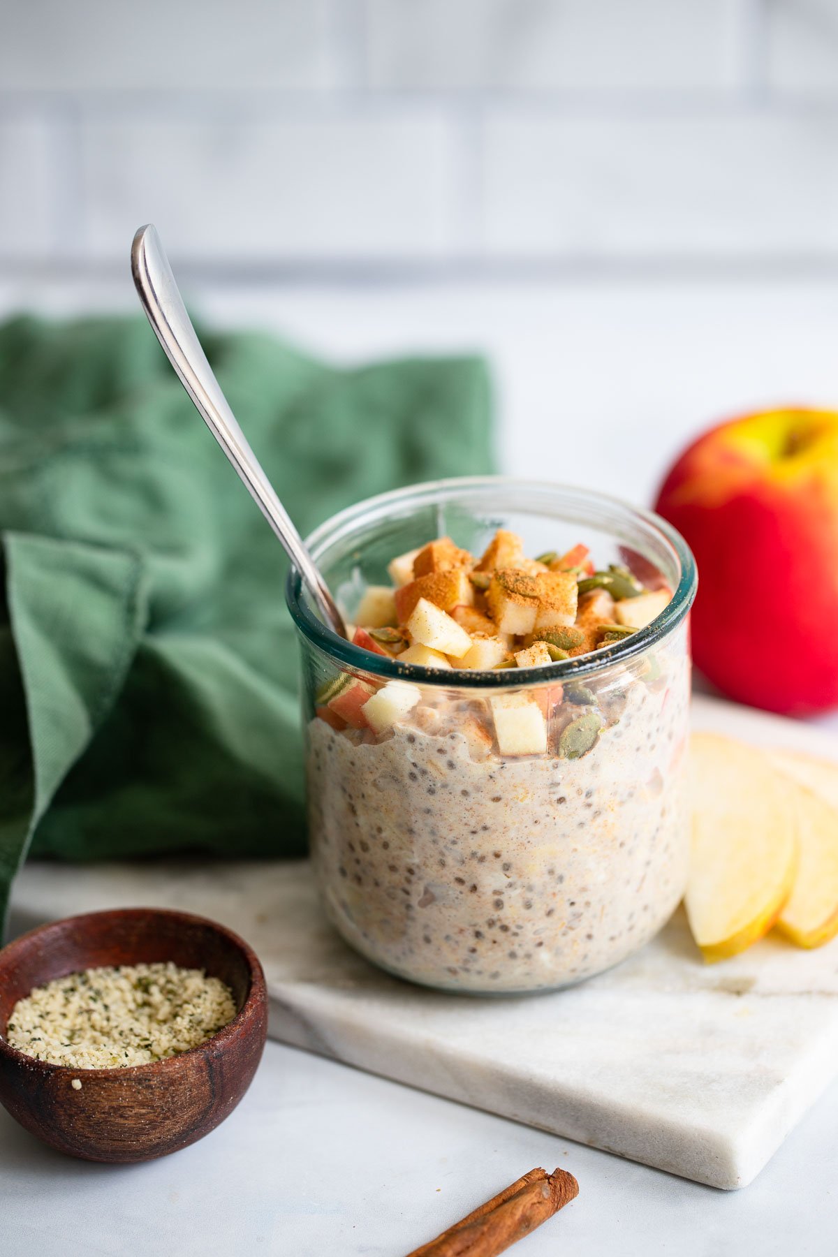 Apple Cinnamon Overnight Oats - Evesfit